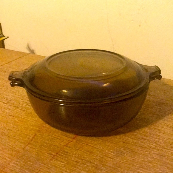 Pyrex | Kitchen | Pyrex 80 Ml 08 Brown Casserole Dish And Lid | Poshmark